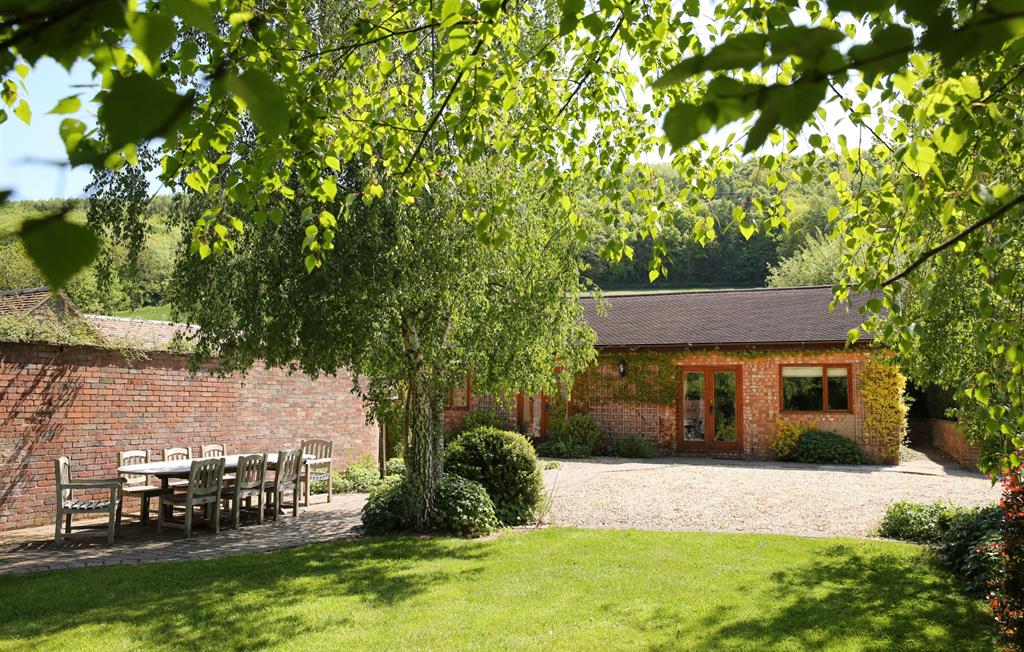 Cottages | Eaton-Manor | Eaton-Manor-Group