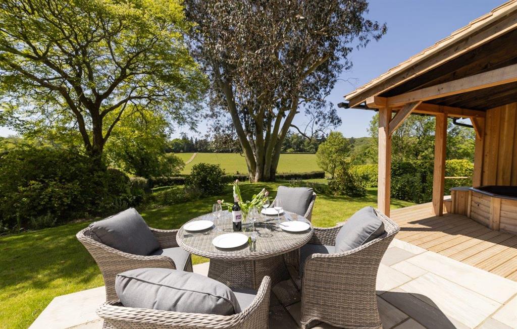 Cottages | Surrey-Hills-Holiday-Cottages | Nursery-Cottage